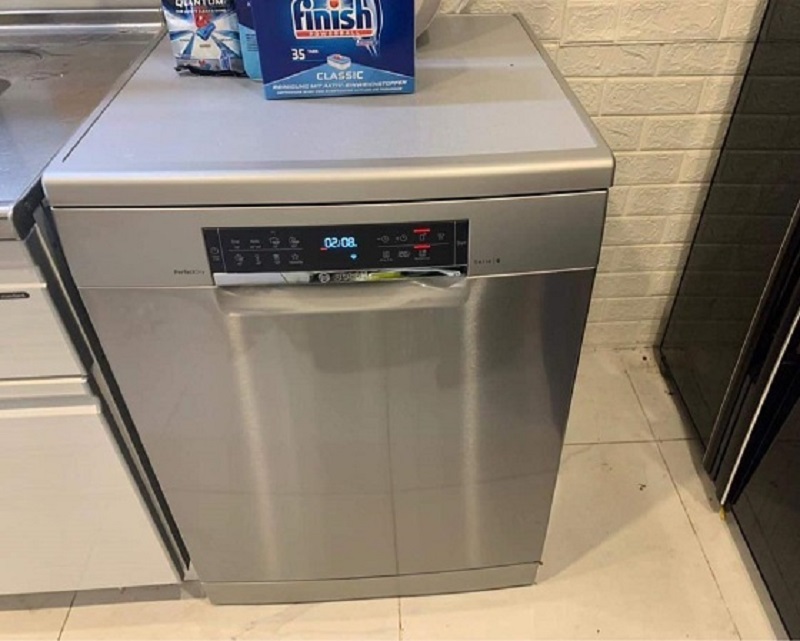 Cơ hội sở hữu máy rửa bát Bosch sấy Zeolith SMS6ZCI49E cao cấp với giá sốc